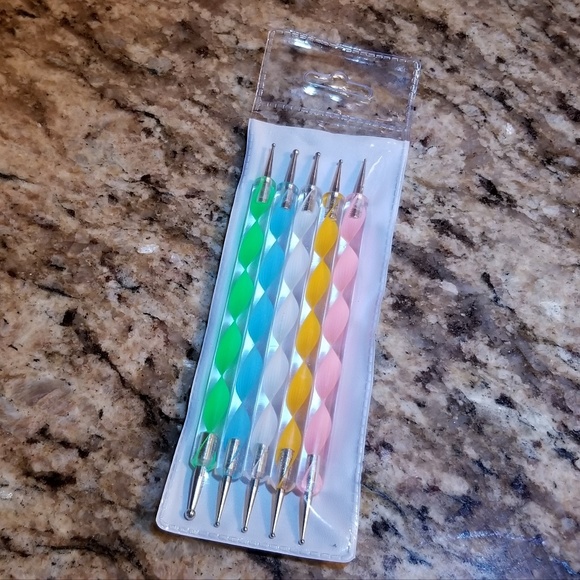 Accessories | Nwot 2 Way Nail Dotting Pens 5 Pc Set | Poshmark